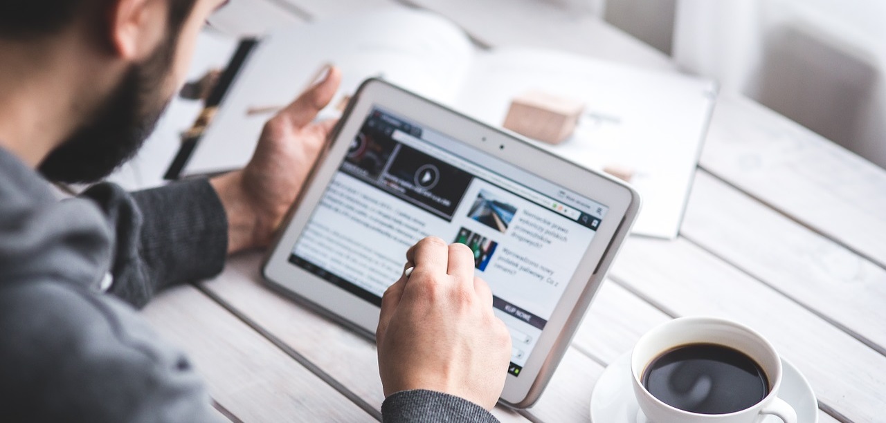 How to Choose the Right Business Tablet: A Comprehensive Guide