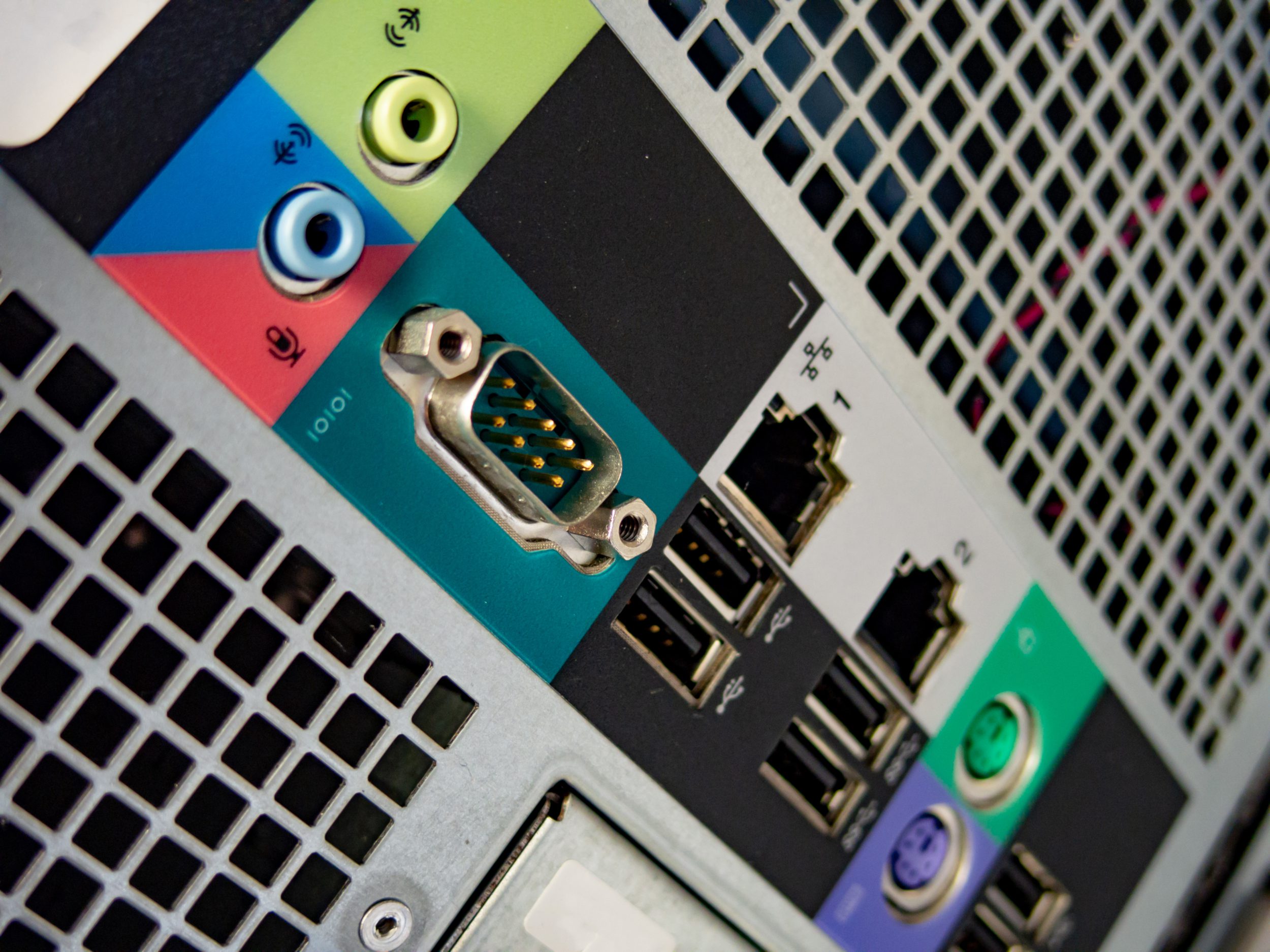 Old and New: A Guide to Modern and Legacy Computer Ports - Cybernet Blog