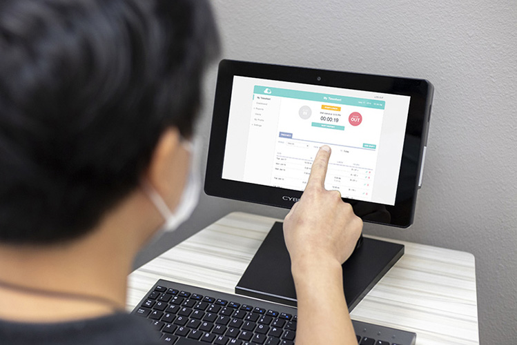PoE-Powered PC - iOne M12 | Cybernet